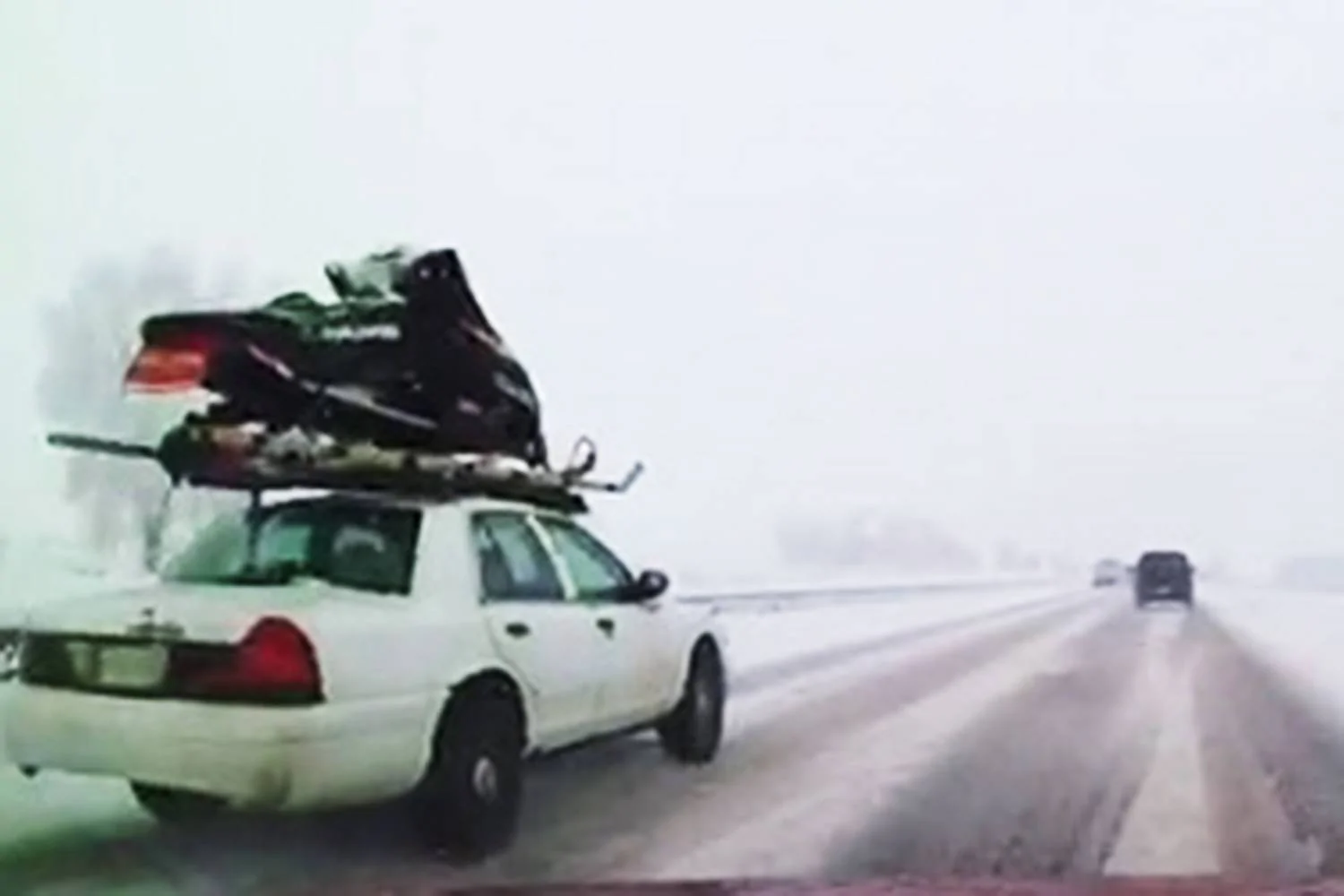 Fit Snowmobile in 5 ft bed? | 2019+ Ford Ranger and Raptor Forum (5th ...