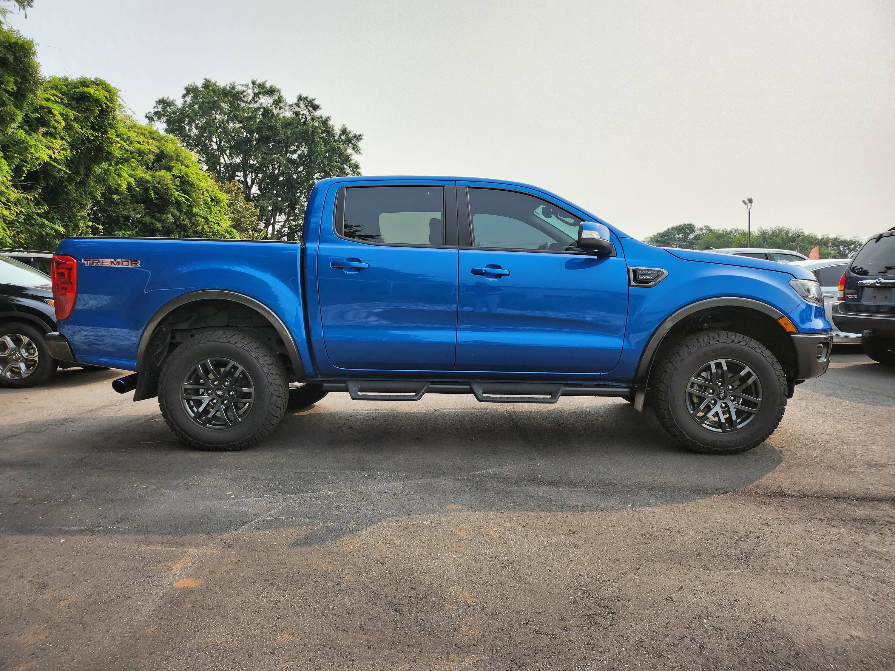 Tremor color combo with topper/bed cap | 2019+ Ford Ranger and Raptor ...
