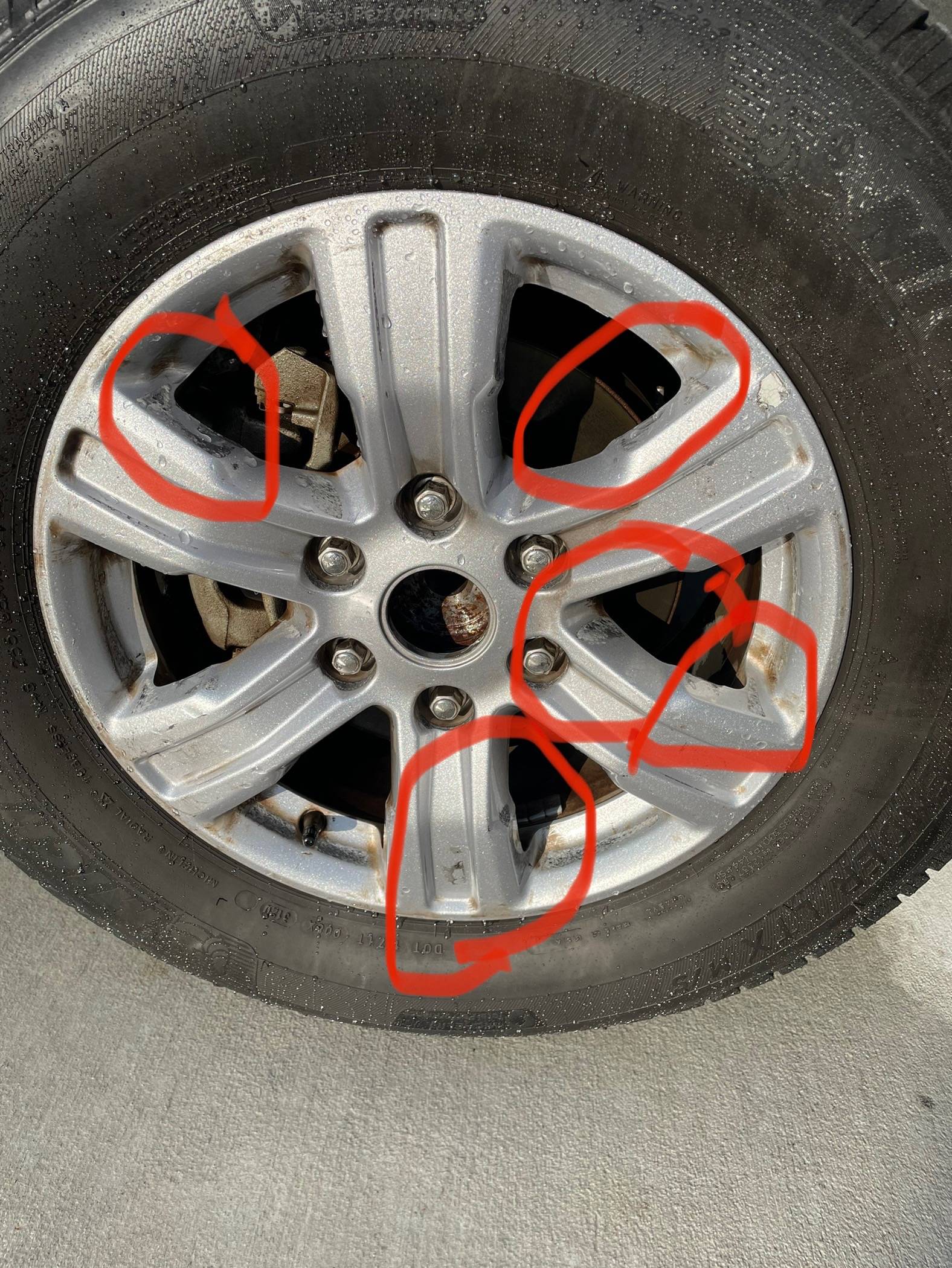 Scuff marks on wheel from hub caps | 2019+ Ford Ranger and Raptor Forum ...