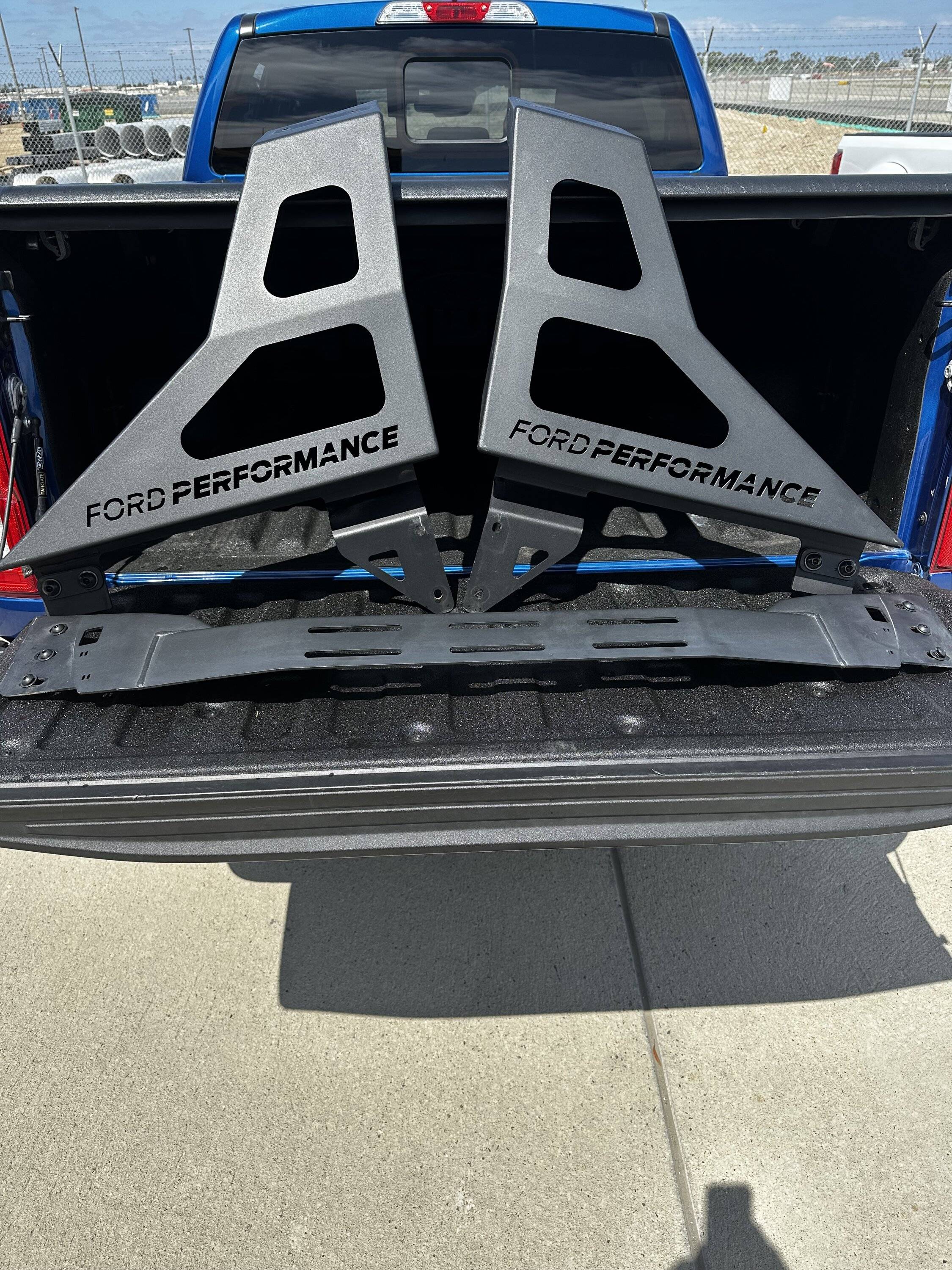 California - Ford Performance Chase Rack/Light bracket & Bed Cover ...