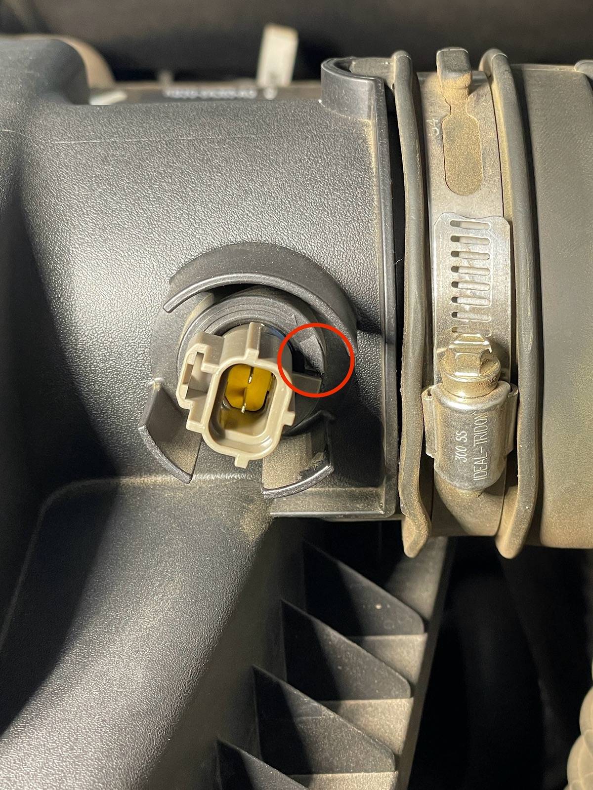 Intake Air Temperature (IAT) Sensor Replacement Write-Up (DS7Z-12A697-A ...