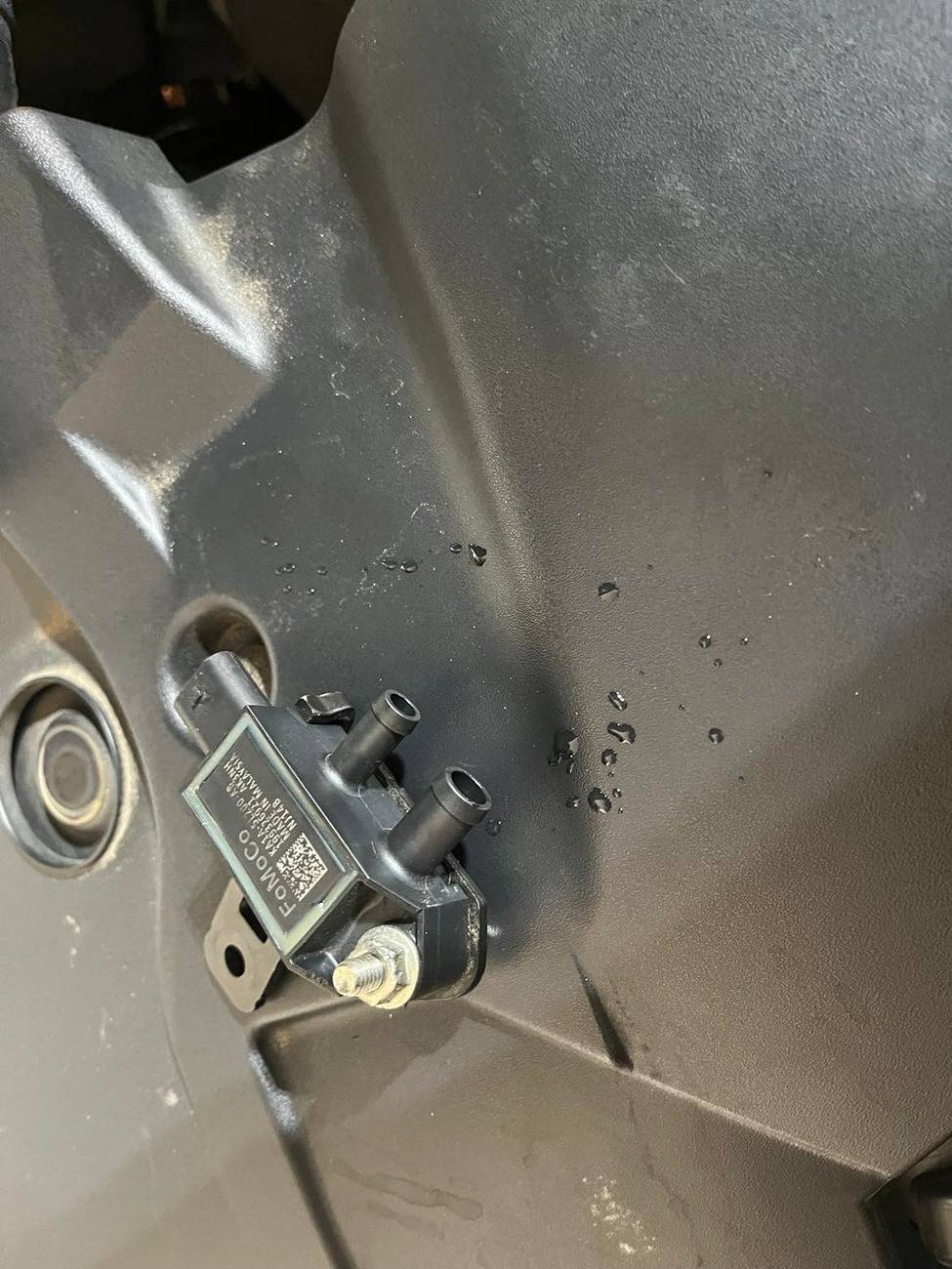 EGR DPFE Sensor Assembly Replacement Write-Up (LB5Z-9J433-B) | Page 4 ...