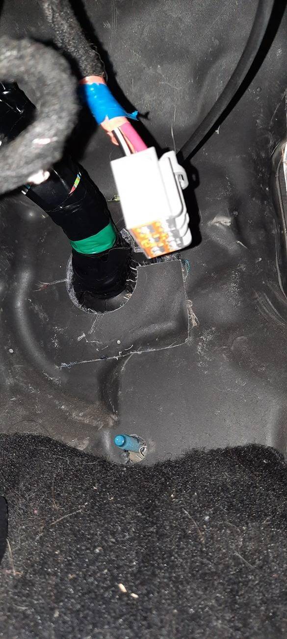 150 watt 120 Power Inverter location | 2019+ Ford Ranger and Raptor ...