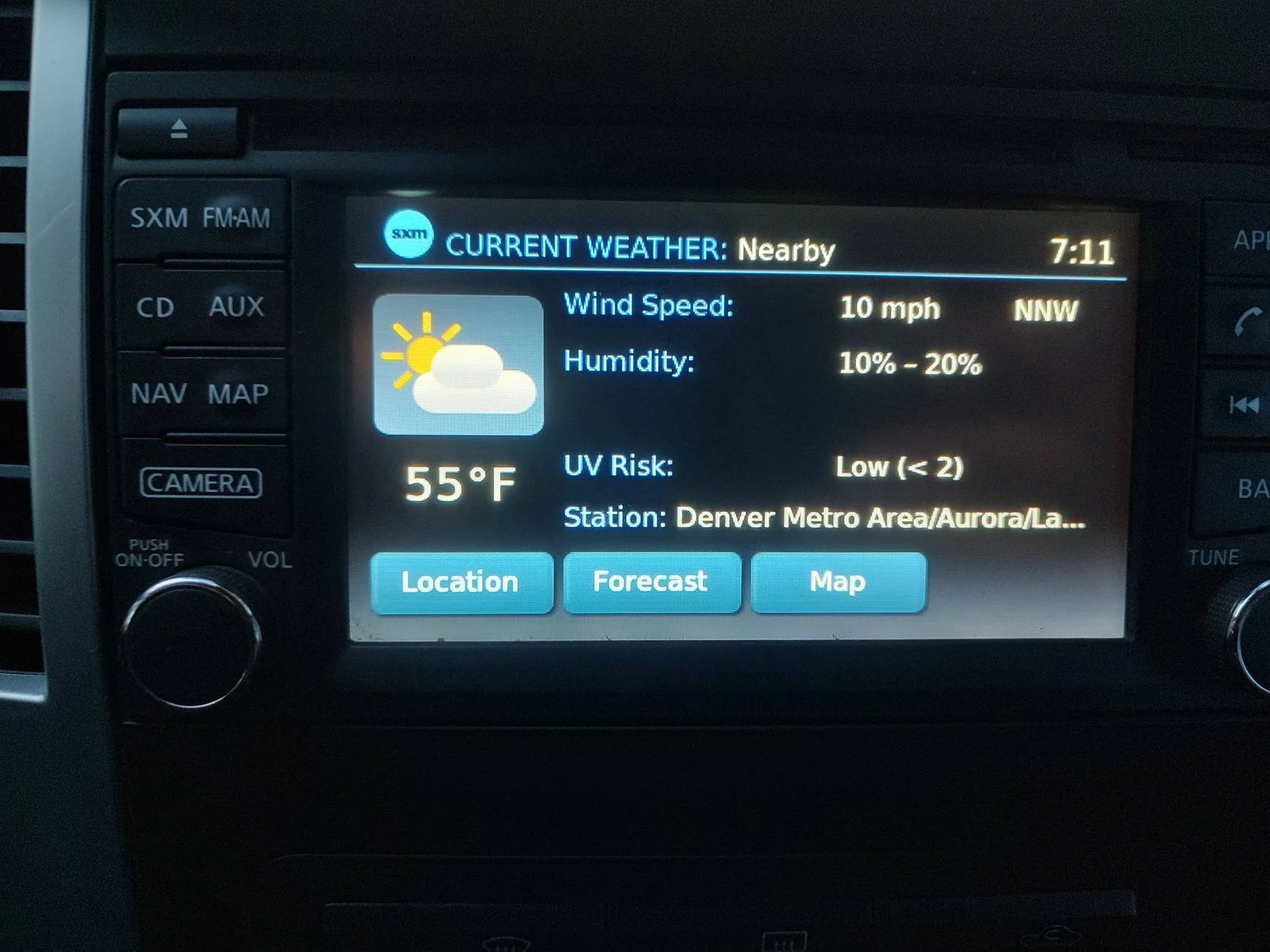 Factory Navigation with Sirius XM Traffic and Travel Link vs Garmin ...