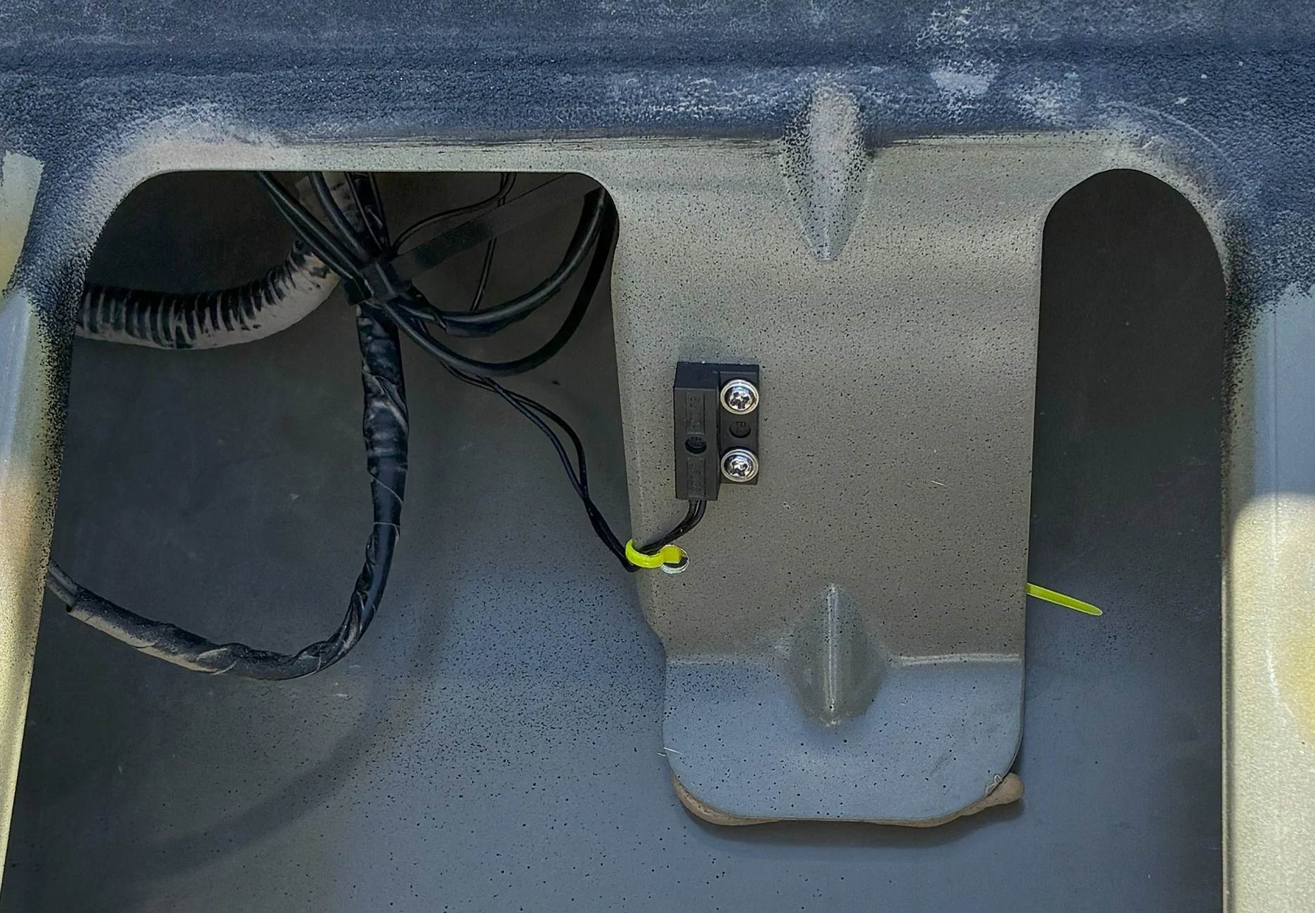 Finally Installed Tailgate Open Sensor | 2019+ Ford Ranger and Raptor ...