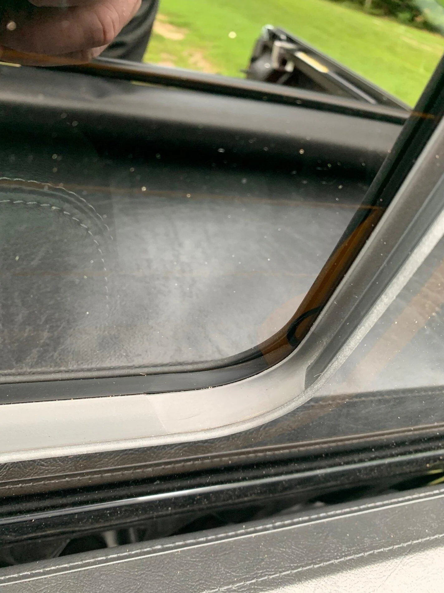 Rear Slider Window External Seal | 2019+ Ford Ranger and Raptor Forum ...